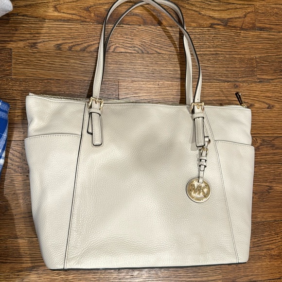 Michael Kors | Bags | Michael Kors Ivory Bag | Poshmark